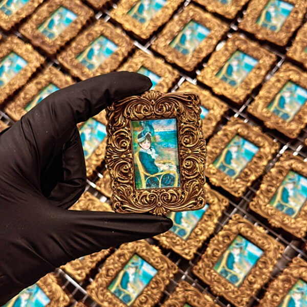 Edible Chocolate Art – 88 Degrees Chocolate